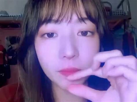 在看 搜索 专找直播 虎牙直播