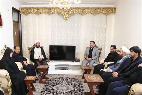 فرارو تصاویر تقدیر از زن خبرساز ماجرای قطار تهران یزد