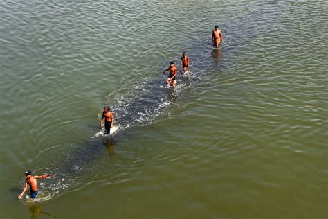 Toxic Foam Returns To Yamuna