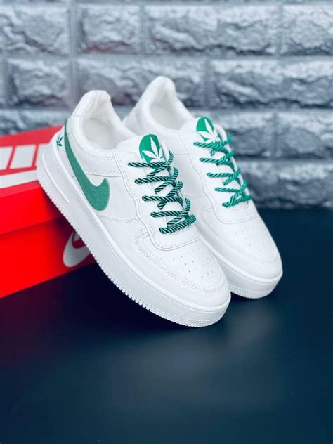 Женские кроссовки nike air force белые кожаные кроссовки найк аир форсы ...