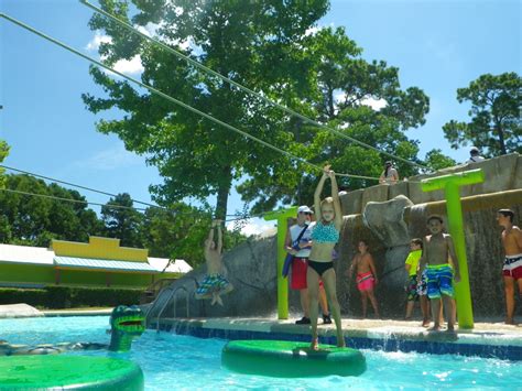 Hurricane Harbor Splashtown Spring