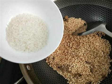【炒米茶图片】番茄皮皮呱下厨房