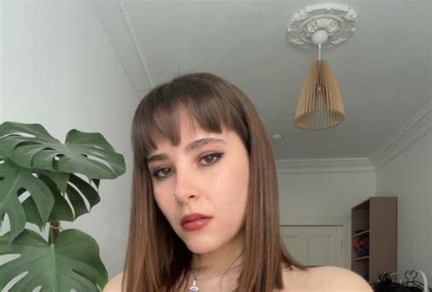 Breasts Slave Needed Claire Paradiso Official Photos Loyalfans