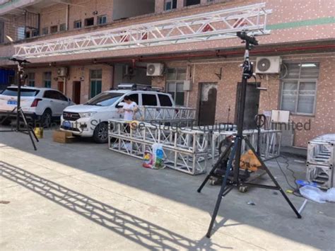 Heavy Duty Line Array Speaker Stand For Portable Stage Lighting Truss System Crank Stand And