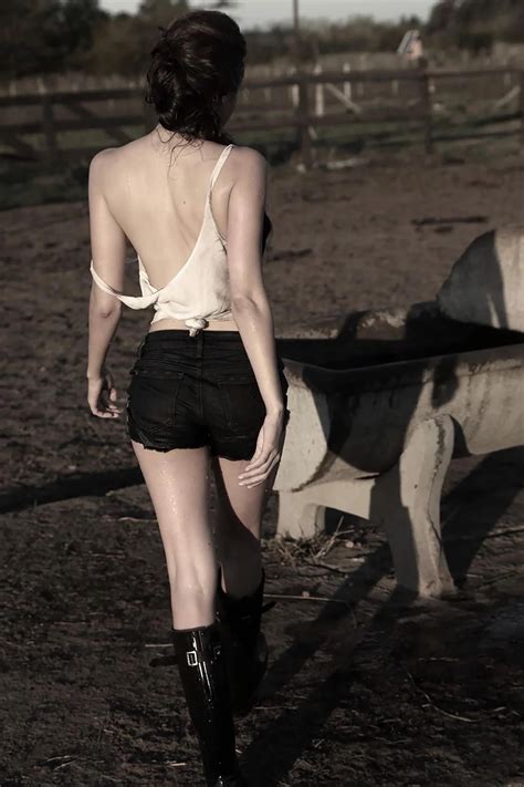 La Sensual Producción De Fotos De Yamila Saud Infobae
