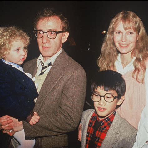 Mia Farrow Kinder Dylan