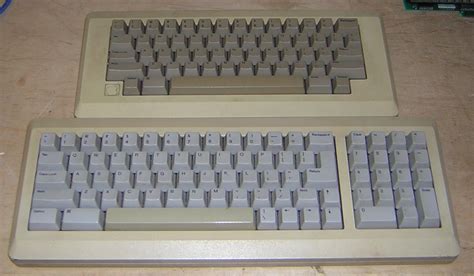 Apple Macintosh Keyboard M0110 And Macintosh Plus Keyboard M0110a