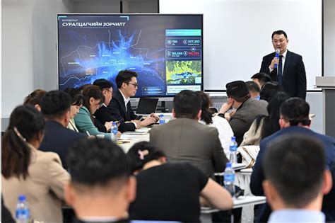 Mongolia Д Бадарсан Нийслэлийн хэмжээнд 84 байршилд шинээр сургууль барих шаардлагатай