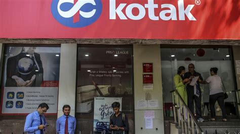 Kotak Mahindra Bank Q4 Results Consolidated Net Profit Down 75 Y O Y