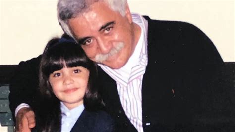 Ayşe Kırca Kimdir Kimin Kızı Levent Kırca Ile Akrabalığı Nedir Mavi Kadın