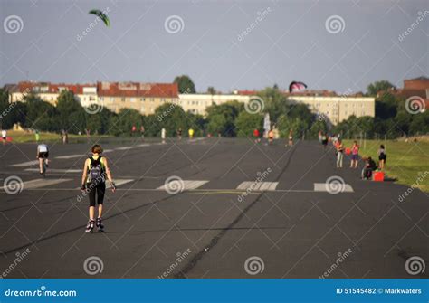 Tempelhofer Feld Berlin Editorial Photography Image Of Flughafen