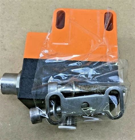 Ifm A B Node T52si 1d0 T M12 Sensor T5 2si 1d0 F49 19 Ebay