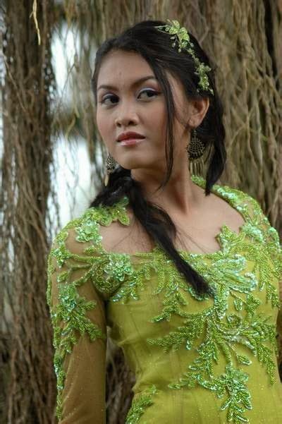 Star Hd Photos Indonesian Foto Cewek Idol Ivne Sexy