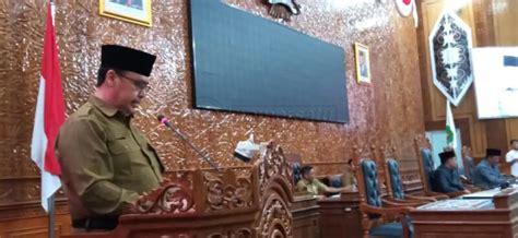 Pemkab Kutim Jawab Masukan Dan Pandangan Fraksi Fraksi Begini