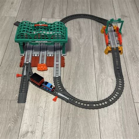 KNAPFORD STATION THOMAS Friends Trackmaster Motorised Train Track Set