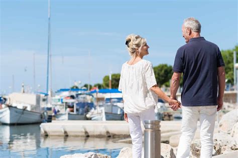First Relationship After Being Widowed 11 Tips To Make It Work