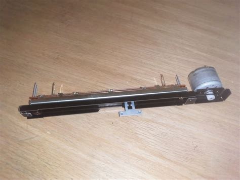 Tascam R VARIABLE RESISTOR FADER Channel Tek