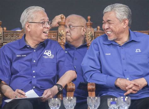 Dr Mahathir Offers His Commiserations To Ismail Sabri Saying Zahid
