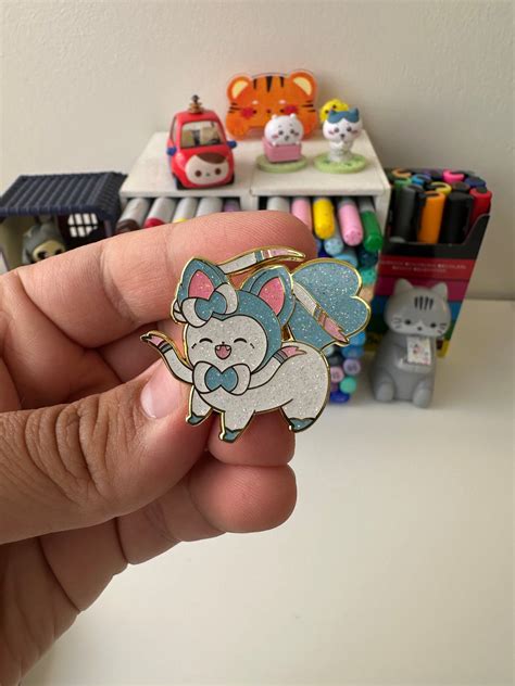 Sylveon Pin Shiny Gyozados