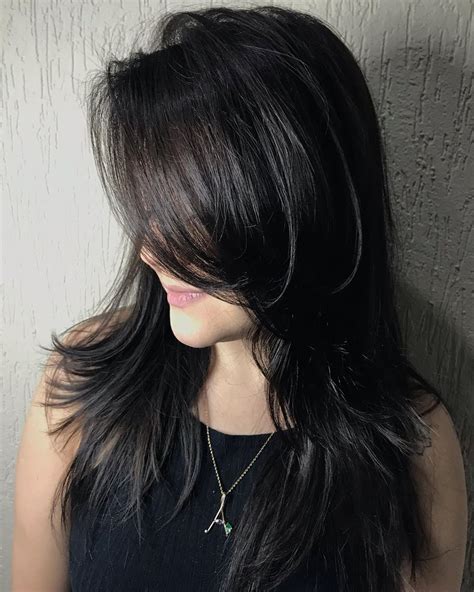 50 Prettiest Long Layered Haircuts With Bangs For 2020 Hair Adviser Very Short Bangs Long