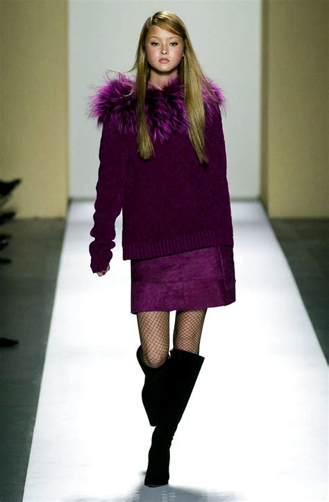 On Her 40th Birthday Revisit Devon Aokis Greatest Runway Moments Artofit