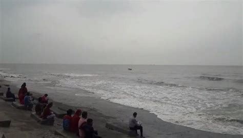 দিঘায় ভাইদের সঙ্গে স্নান করতে নেমে তলিয়ে গেল কলেজছাত্র রাজ্য News