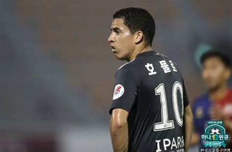부산 라마스랑 페신 지들끼리 꼰대가 어쩌고 하는거 웃기지 않냐 국내축구 에펨코리아
