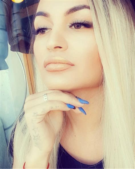 Xxl Hot Shemale Mouna In Dxb Arab Lebanese Transsexual Escort In Dubai