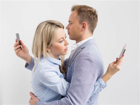Uzależnienie od internetu sprawdź czy jesteś uzależniony od sieci