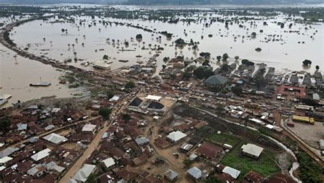 Flood Havoc In Nigeria Over 600 Killed Millions Displaced