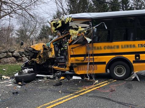 Greenwich Bus Crash 10 Adults Sent To Hospitals Greenwich Ct Patch