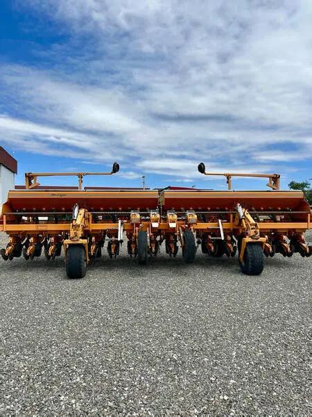 Sembradora Agrometal Tx Mega 16X52 Kit Triguero Mon Agrofy