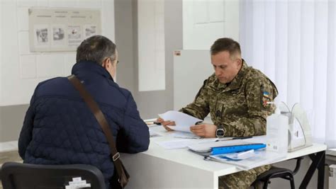 Уряд оновив критерії бронювання