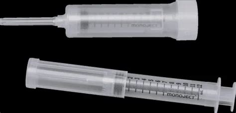 Kendall Medtronic Covidien 8881522026 Monoject Syringe With