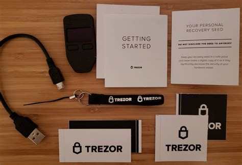 Trezor One Unboxing full contents
