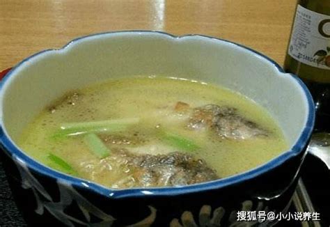 鱼汤怎么炖才白大厨只要不加它汤白味浓还不腥 阿波罗新闻网