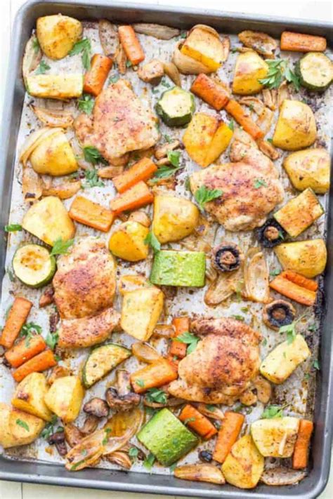 One Pan Chicken Potatoes And Vegetables Video Valentinas Corner