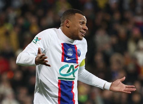 PSG Presnel Kimpembe Reacts After Being Replaced As Vice Captain
