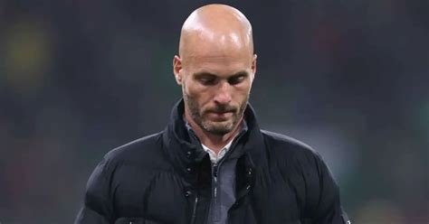 Vfl Wolfsburg Announce Sacking Of Head Coach Paul Simonis Football