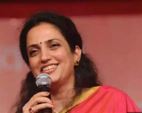 रश्मी ठाकरे मैदानात उतरणार रश्मी ठाकरेंचा लवकरच नाशिक दौरा