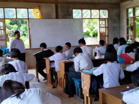 ခိုလမ်မြို့၊ အခြေခံမူလတန်းလွန်ကျောင်း ဝမ်ဖွီး တွင် ၇၇ နှစ်မြောက