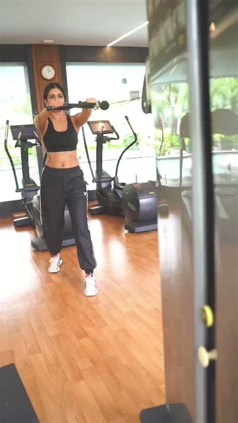 Malavika Mohanan Fans On Twitter Workout Mode Malavikam