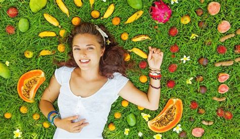 Easy Home Hacks To Remove Summer Tan