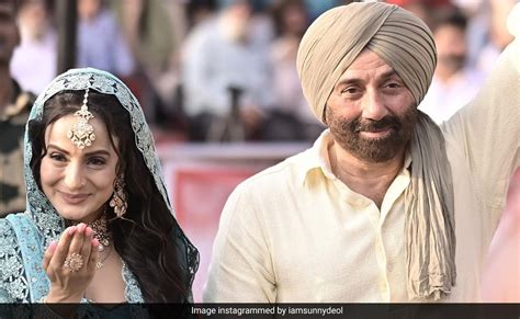Gadar 2 Sunny Deol And Ameesha Patel Attend The Retreat Ceremony At
