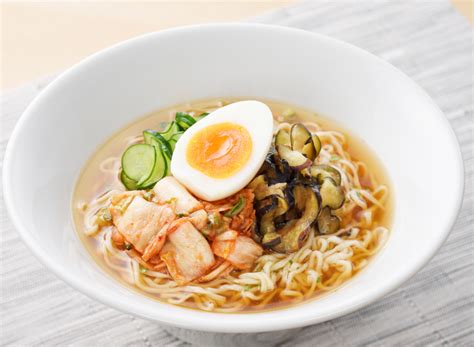 冷麺風 冷やしキムチラーメン サンヨー食品