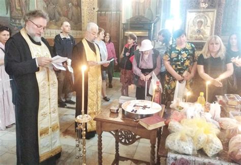 Днес е Черешова задушница Животът