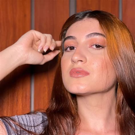 Laura Idarraga Toro Laura Toro Threads Say More