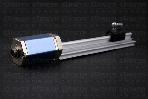 申思测控：磁致伸缩位移传感器的特点