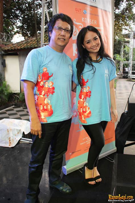 Gita Gutawa Feet