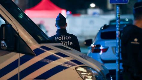 Un Policier Tué Dans Une Attaque Au Couteau à Bruxelles La Justice